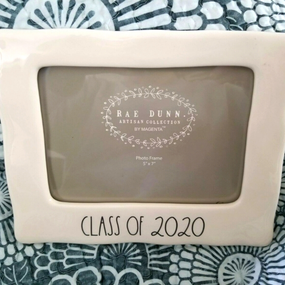 Rae Dunn | Accents | Rae Dunn Ll Class Of 220 Graduation Picture Frame ...